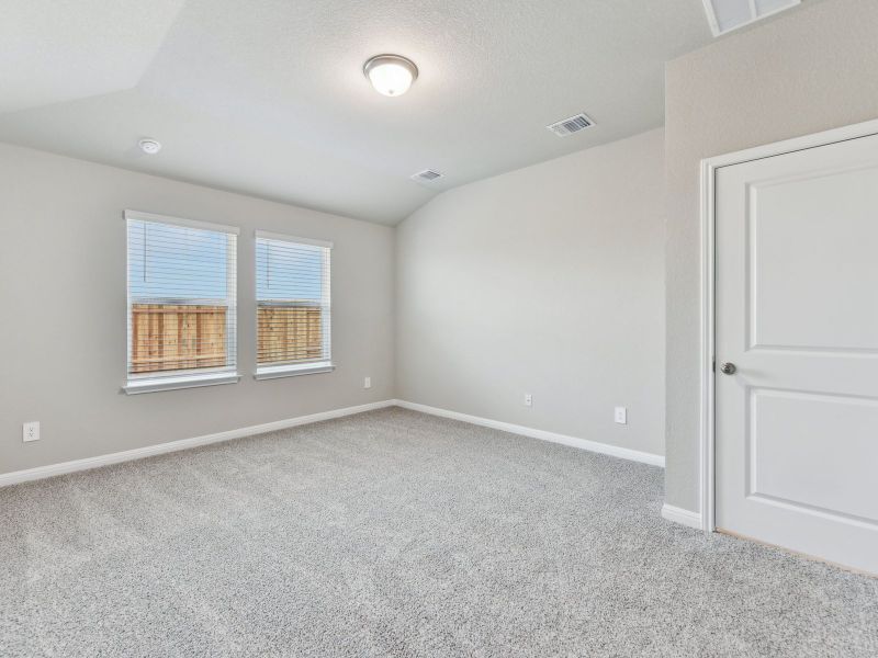 100 Honey Bee Rd, Jarrell, TX 76537 - New Construction Home