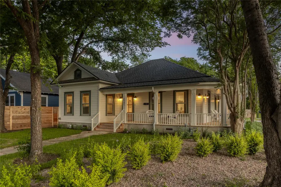 1701 Willow St, Austin, TX 78702 - New Construction Home