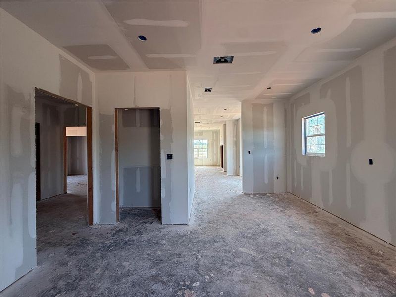 111 W Cupit Wy, Gladewater, TX 75647 - New Construction Home
