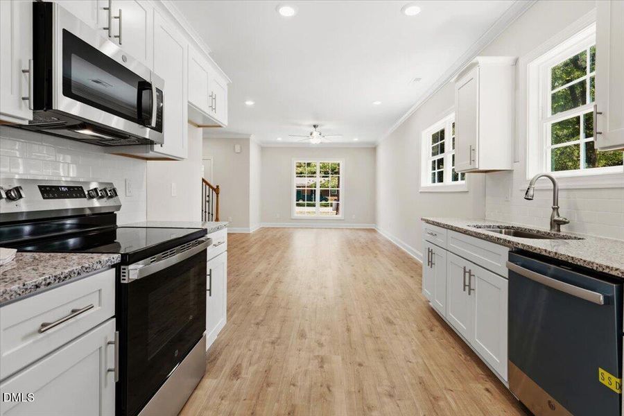 93 Mitchner Dr, Smithfield, NC 27577 - New Construction Home