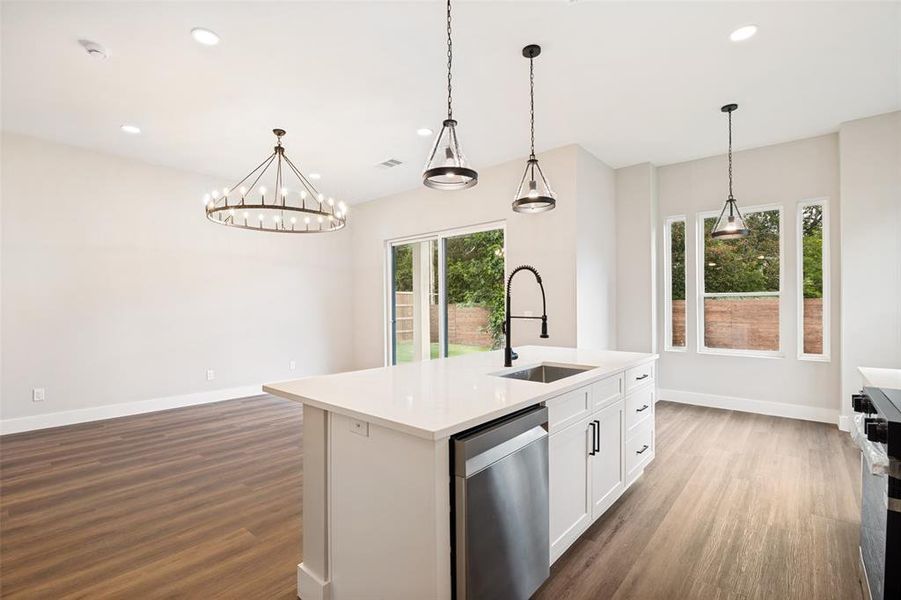 531 Shirley Ct, Richardson, TX 75081 - New Construction Home