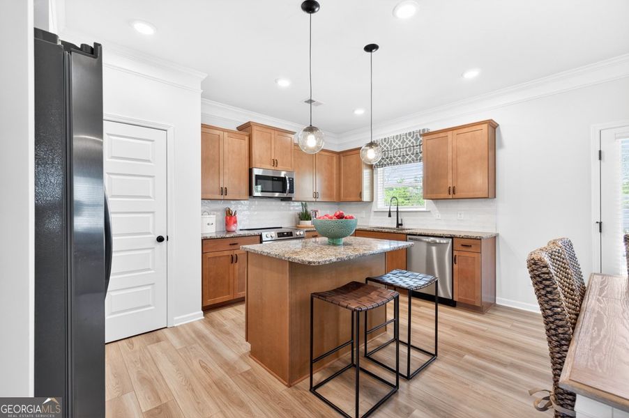 305 Southgate Dr, Warner Robins, GA 31008 - New Construction Home
