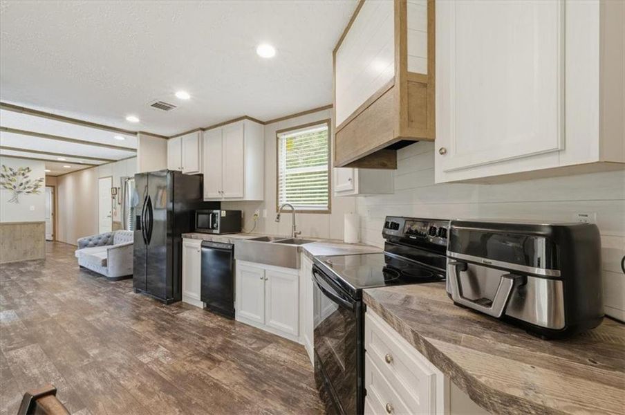 2720 John Wells Rd, Hinesville, GA 31313 - New Construction Home