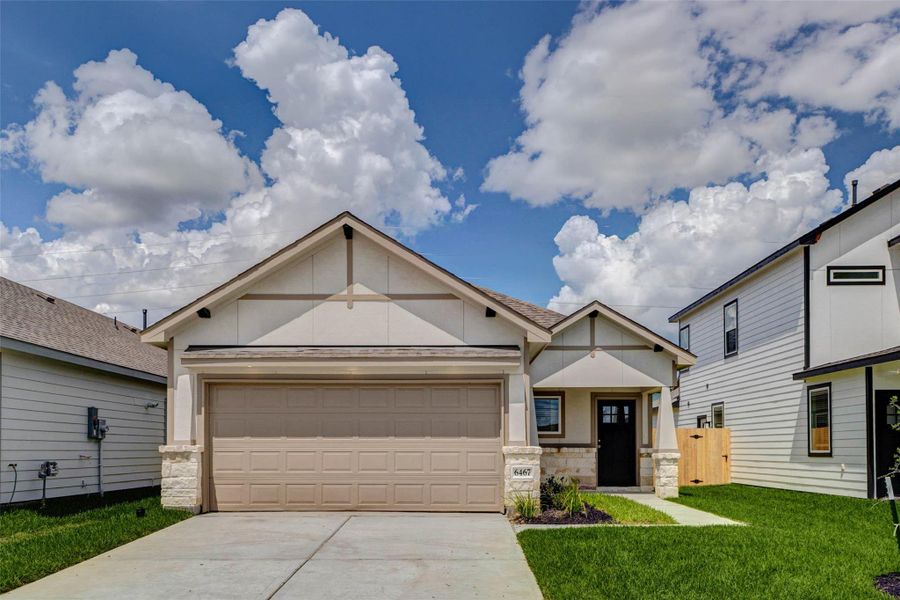 6467 Escondido Dr, Rosharon, TX 77583 - New Construction Home
